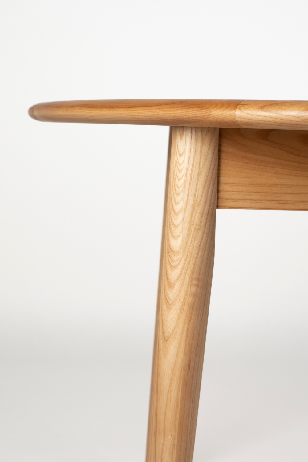 Scandinavian Extendable Dining Table | Zuiver Twist | Dutch Furniture ...